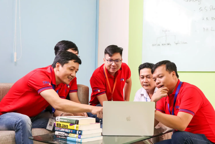 Custom Software Development: A Comprehensive Guide